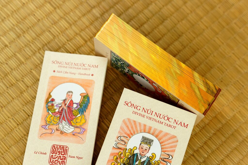 Tarot Sông Núi Nước Nam - Comicola Crowdfunding
